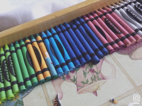 Make A Candle In A Mason Jar, Using Just Crayons And Oil!💕